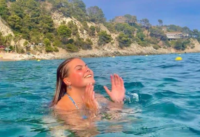 Mag Eloise in badpak op de foto? - Royalty Online