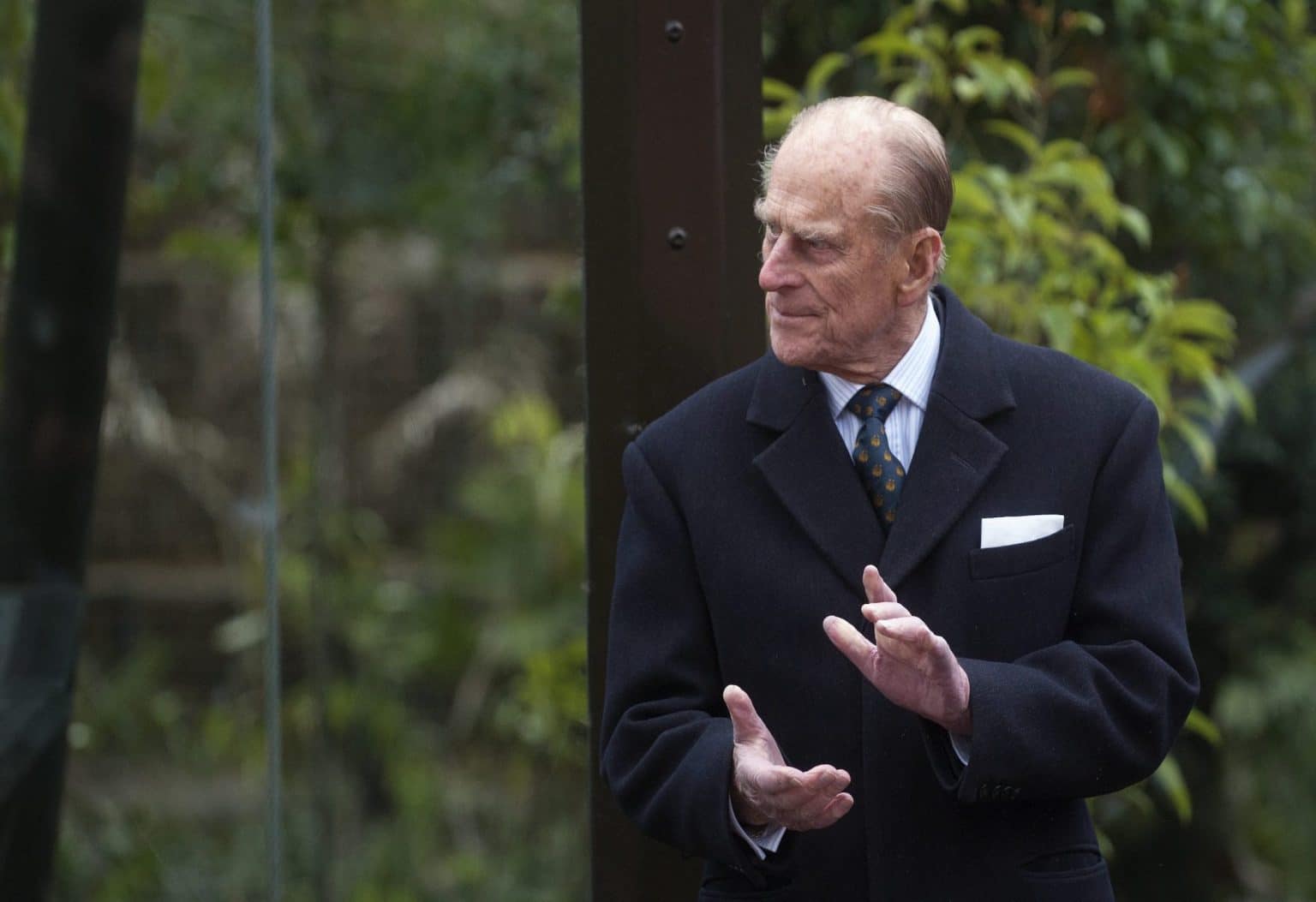 Dít is waarom Queen Elizabeth niet aanwezig was toen prins Philip stierf