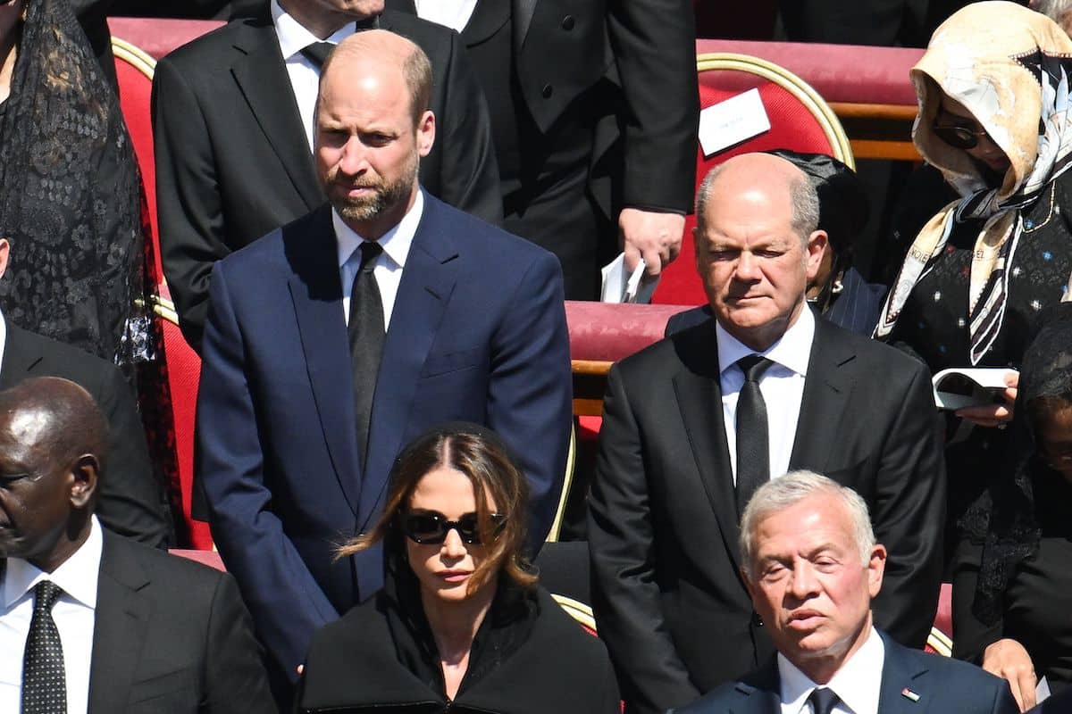 Zien: Royals massaal aanwezig bij uitvaart paus Franciscus