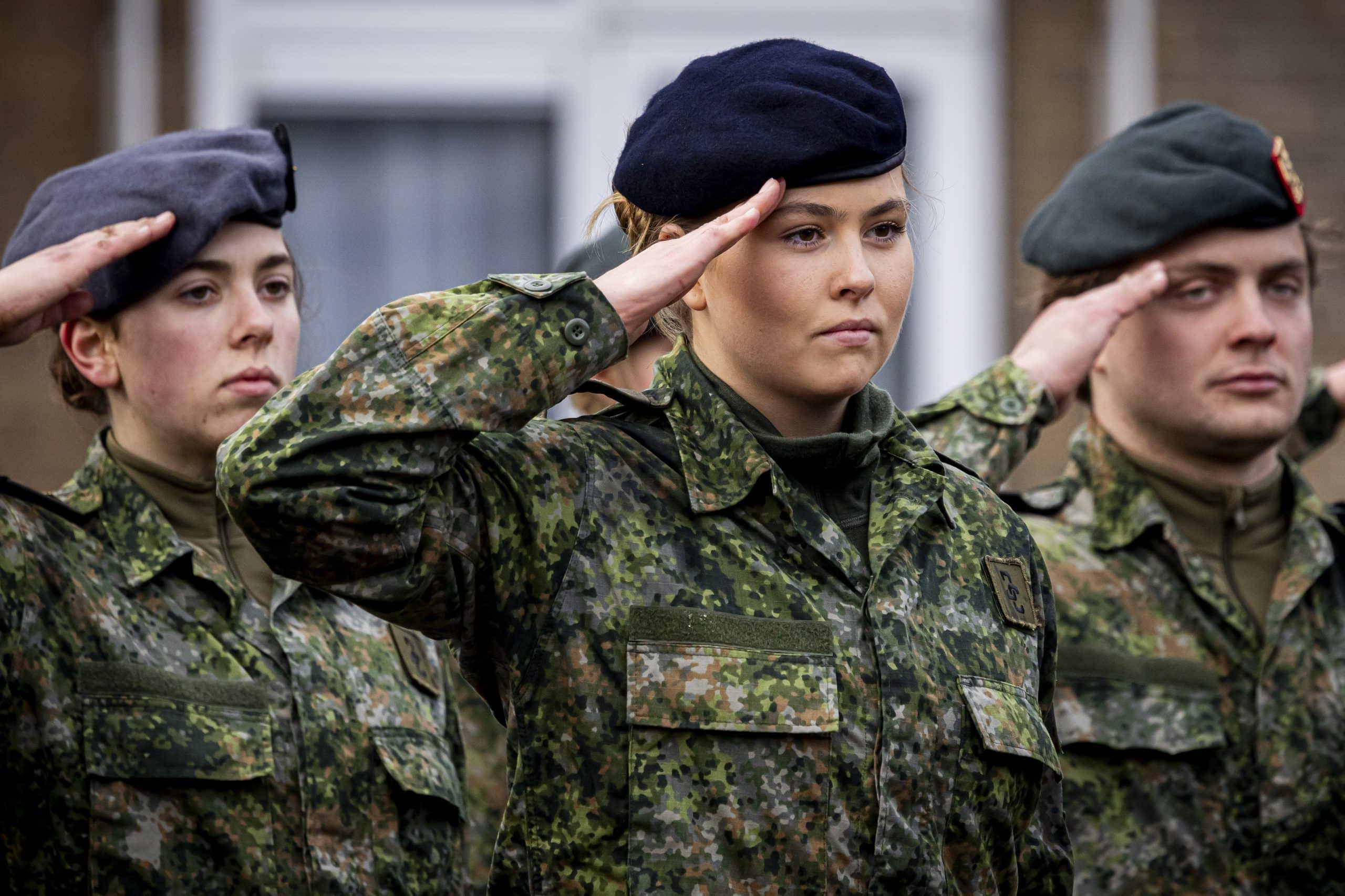 Prinses Amalia Algemene Militaire Opleiding afgerond
